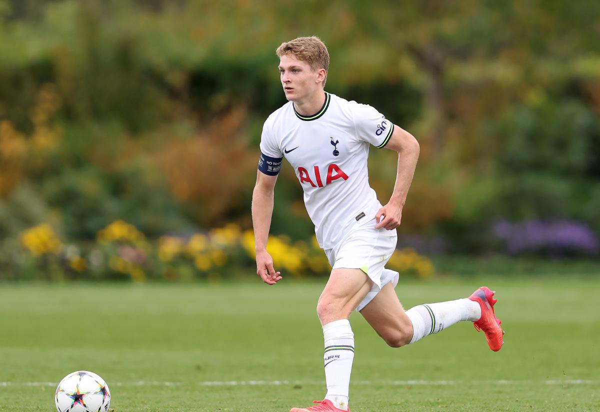 Tottenham academy star Matthew Craig latest player to commit to Spurs