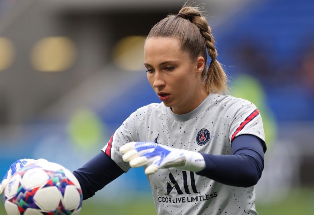 Tottenham Women make history with first-ever win against Arsenal Women
