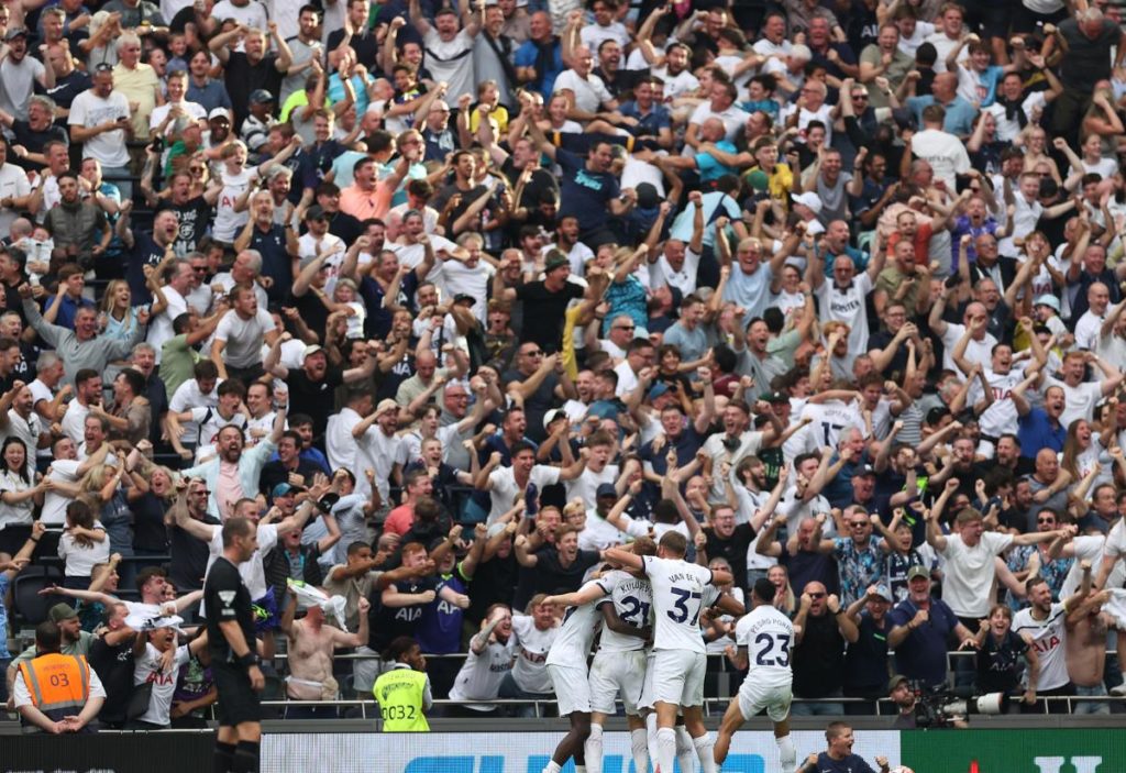 Tottenham: Brennan Johnson makes bright debut for Tottenham