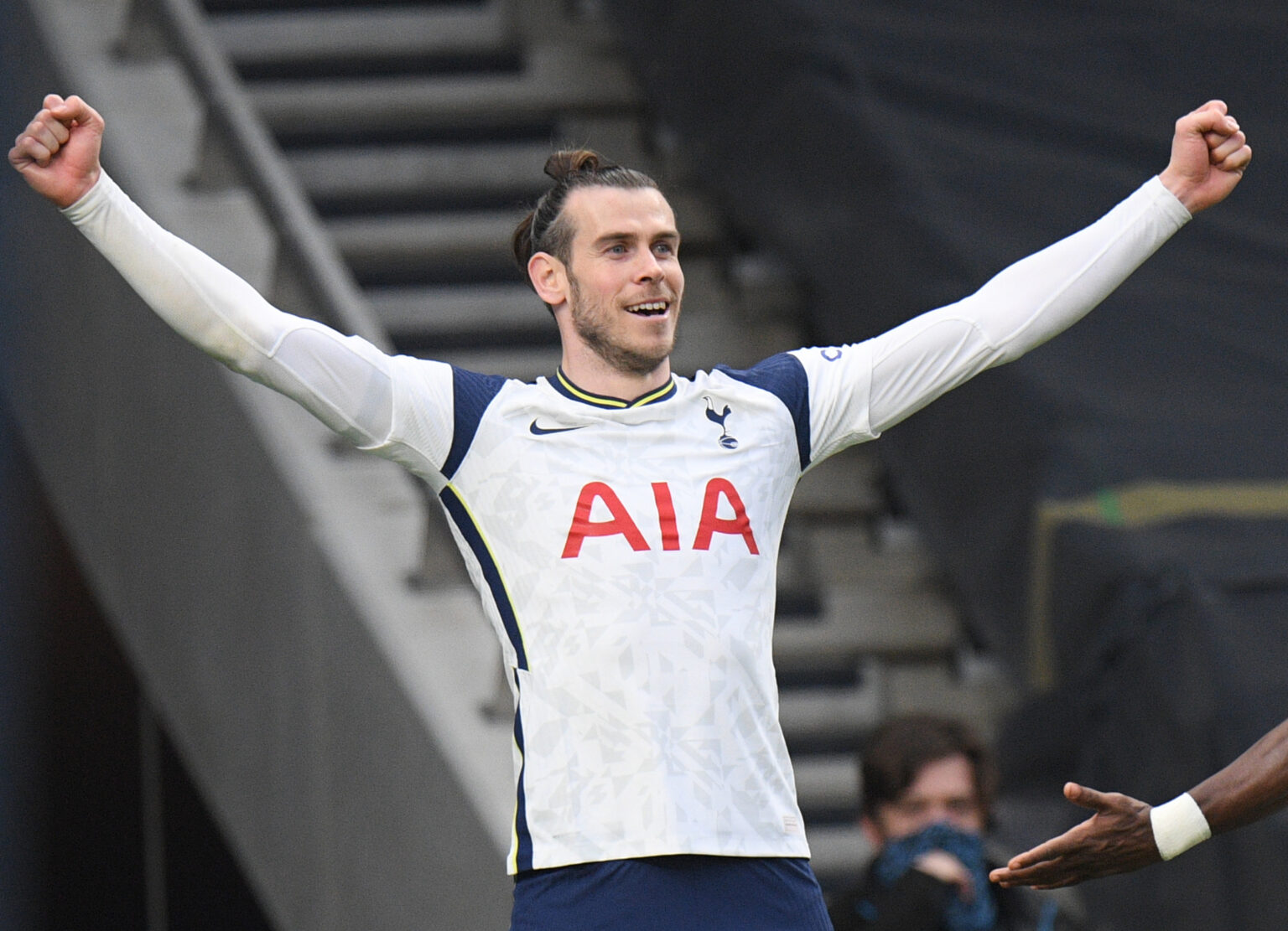 Tottenham hero Gareth Bale involved in shock talks for takeover of English club