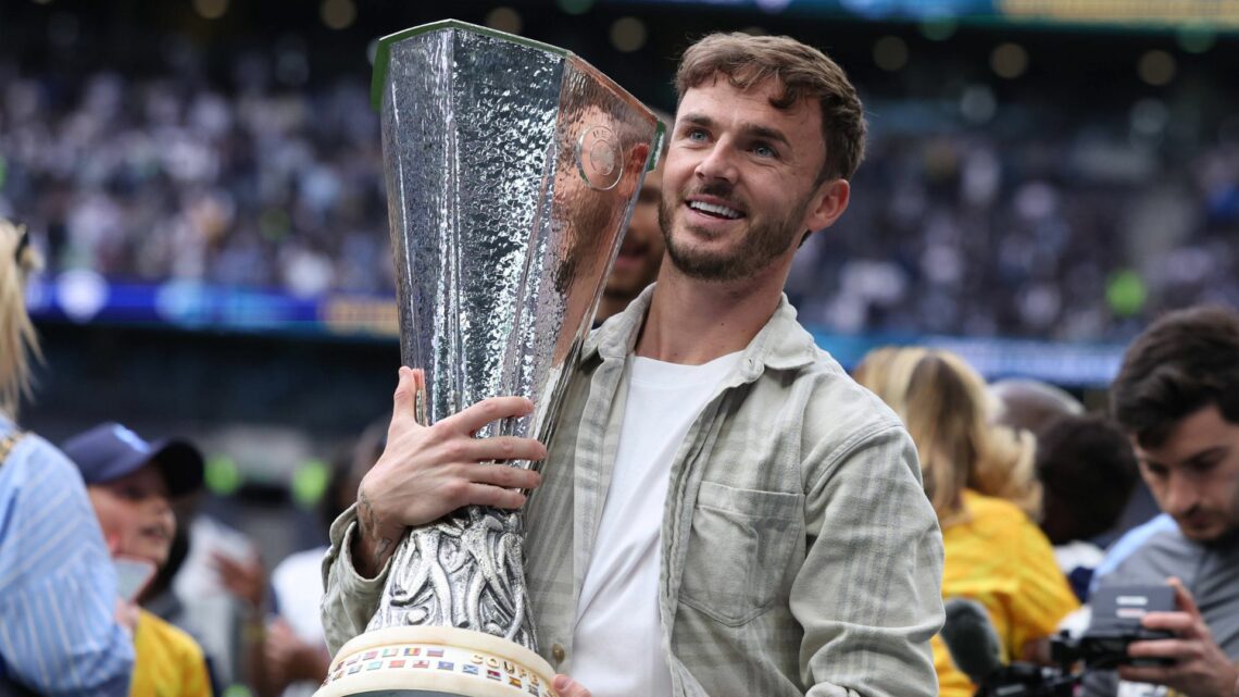 Levy to 'return for Eze' - Three midfielders Spurs could sign following ...